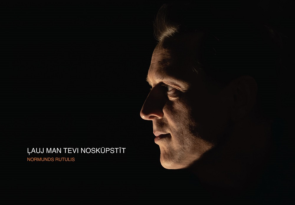 Video: Normunds Rutulis turpina radīt popmūziku pieaugušajiem – Kultūra ...